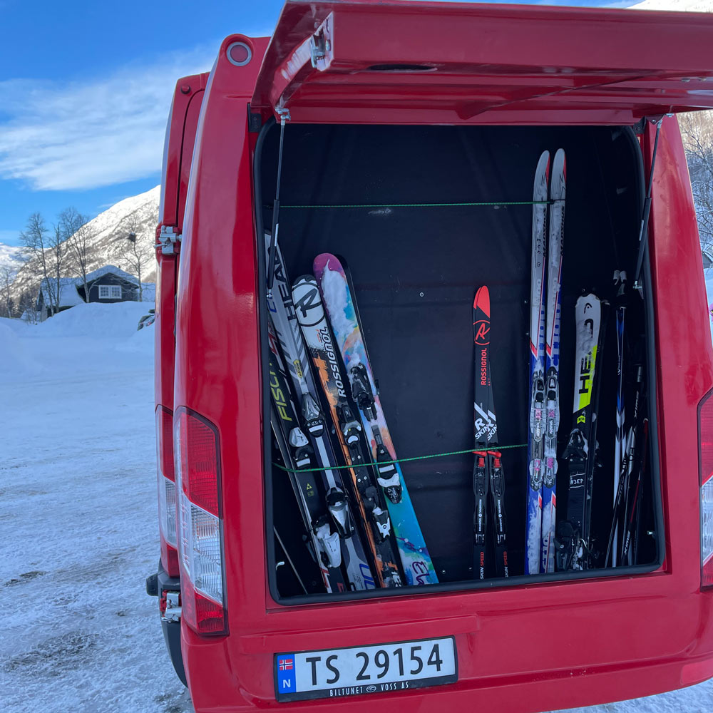 Unique ski box for minibuses